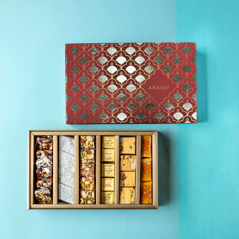 Online Diwali Sweets - Diwali Sweets & Biscuits Gift Pack - Assorted Sweets